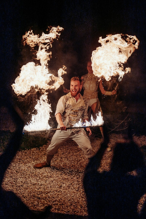 Fireshow :: Fireshow-alterna